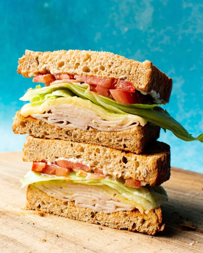 The Best Turkey Sandwich in 10 minutes! – Beat The Budget