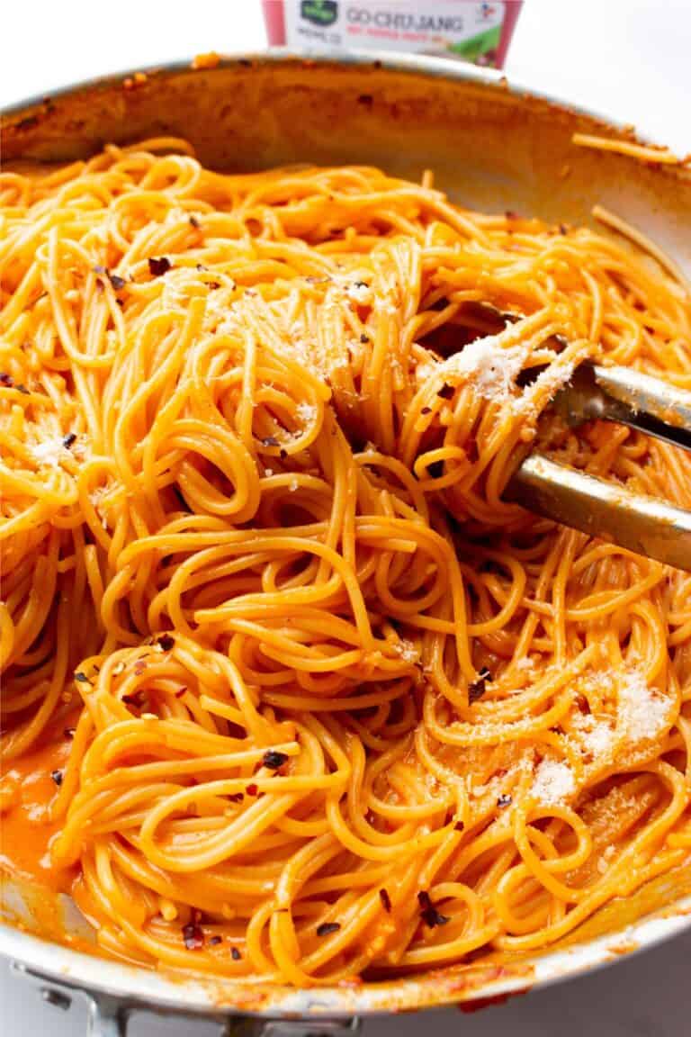 Easy Creamy Gochujang Pasta {in under 15 minutes!} – Beat The Budget