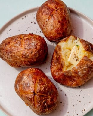 Frozen Jacket Potato in Air Fryer (No Thawing!) – Beat The Budget