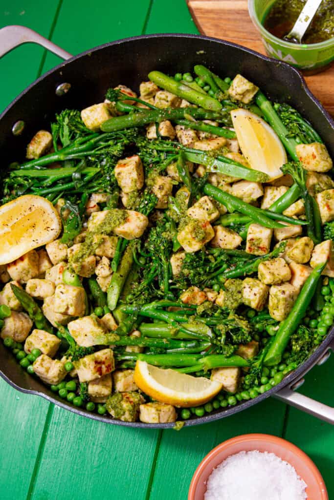 Quorn Chicken Pieces Recipe with Pesto and Vegetables (Meat Free ...