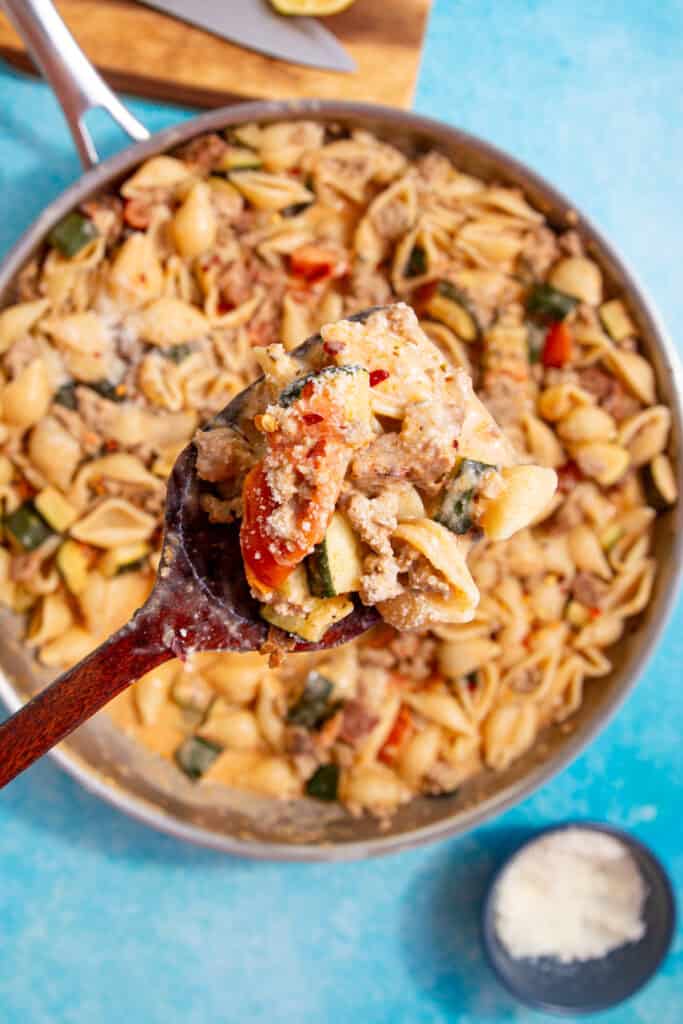 The Best Creamy Ground Turkey Pasta (Healthy & Easy) – Beat The Budget