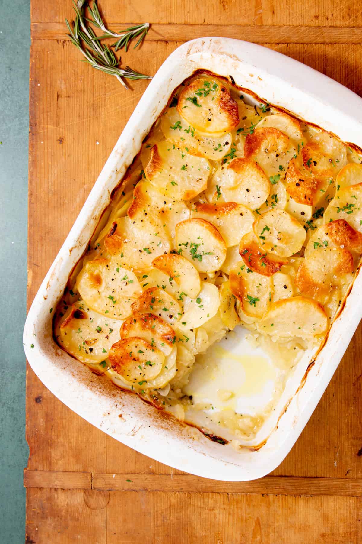 Delicious Boulangere Potatoes (with chicken stock) – Beat The Budget