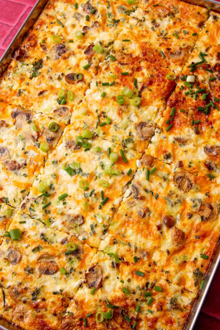 Easy Sheet Pan Eggs (Oven Baked for a Crowd!) – Beat The Budget