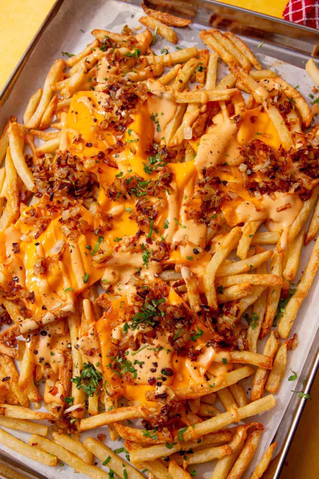 Animal Style Fries at Home {In-N-Out Copycat Recipe!} – Beat The Budget