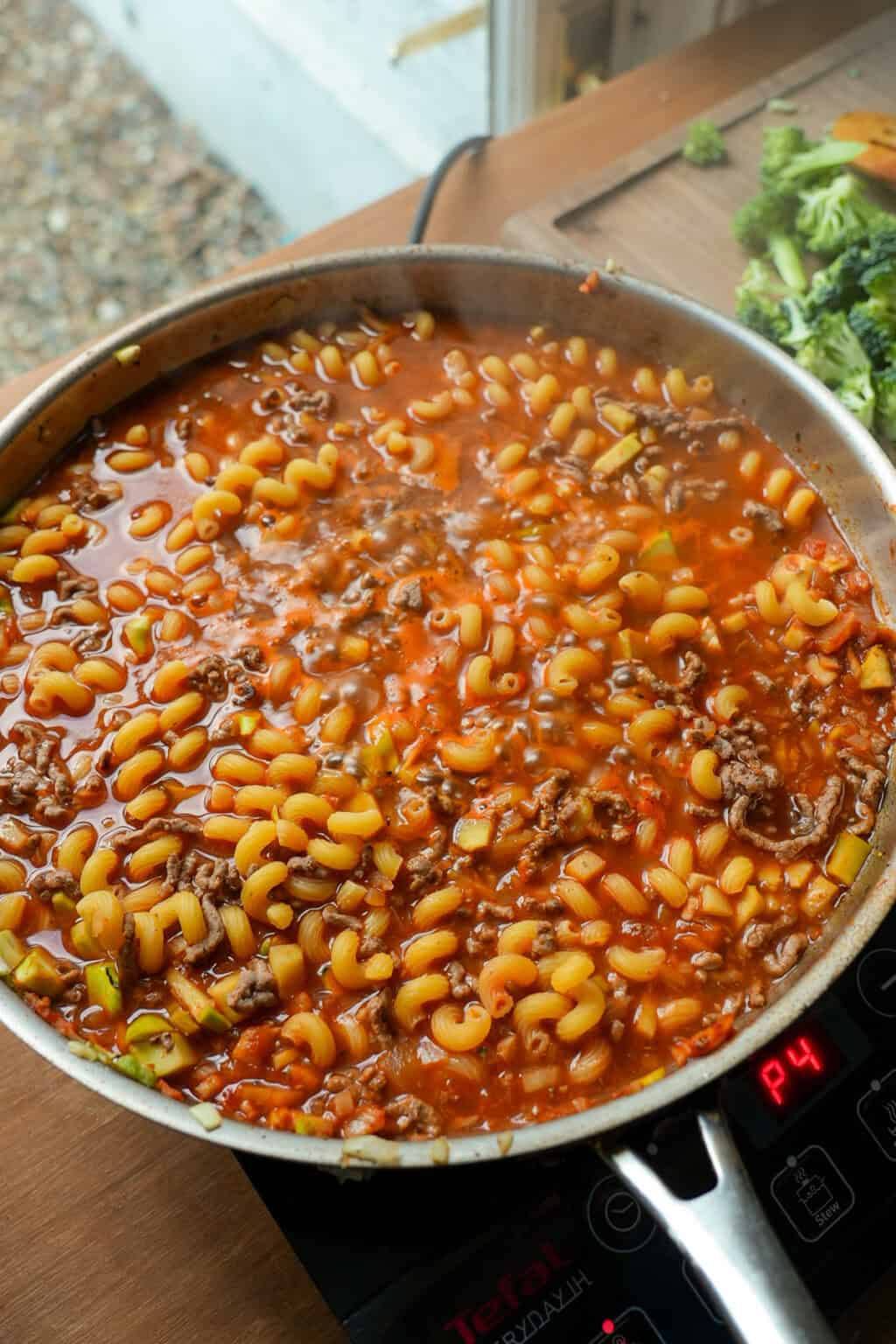 One-Pan Mince Pasta – Beat The Budget