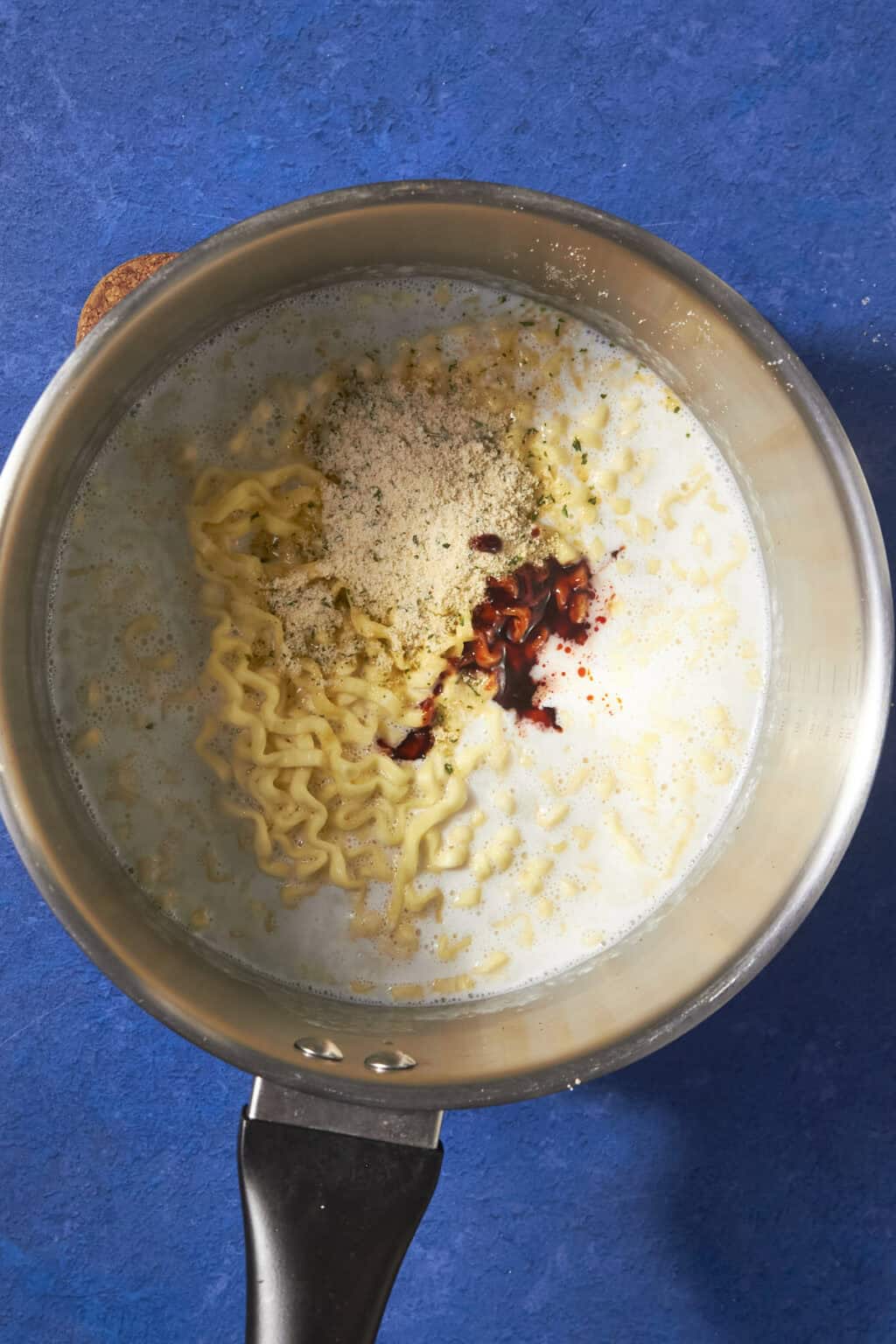 Buldak Soup (5-Minute Recipe) – Beat The Budget
